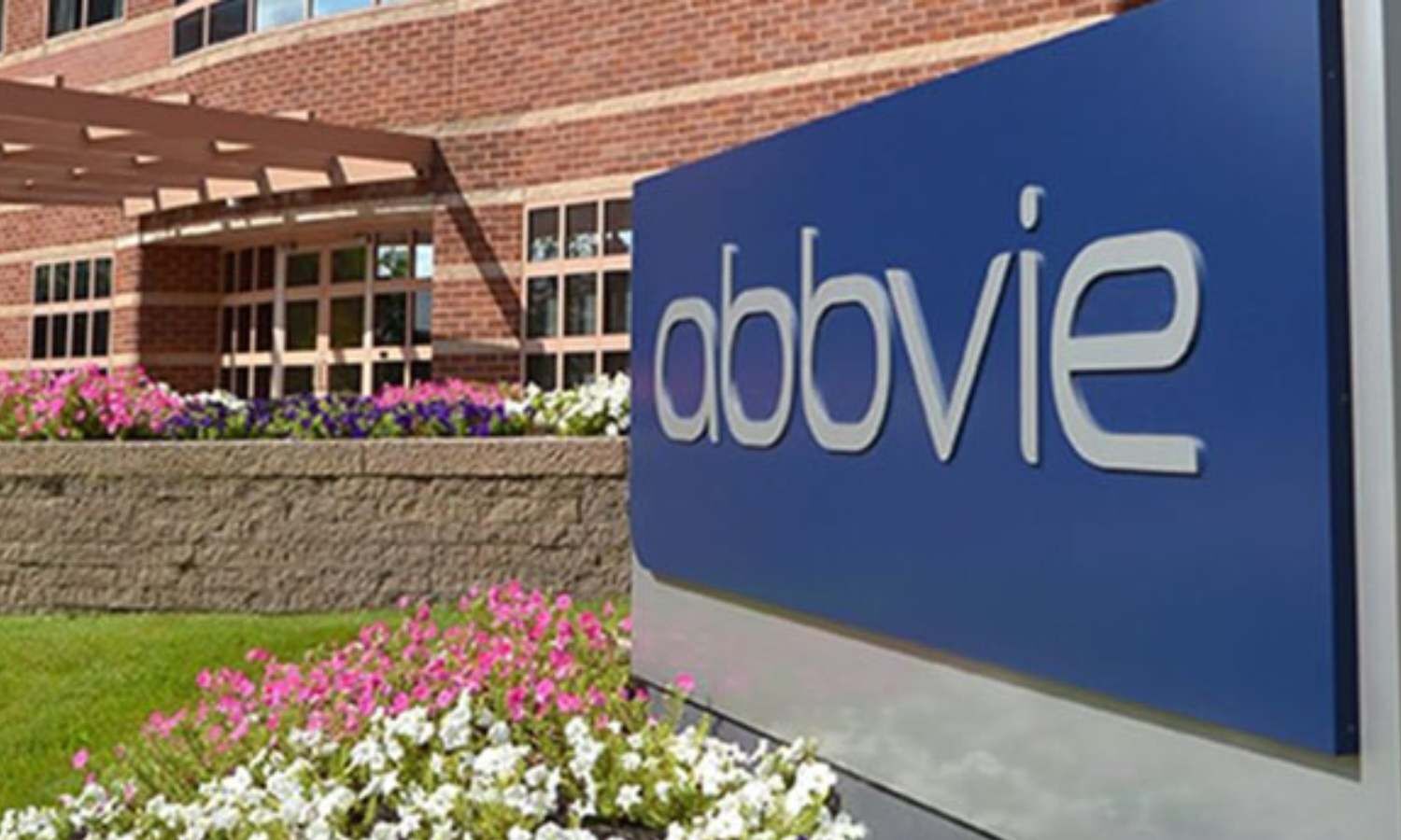 AbbVie to acquire ImmunoGen, including its flagship cancer therapy Elahere