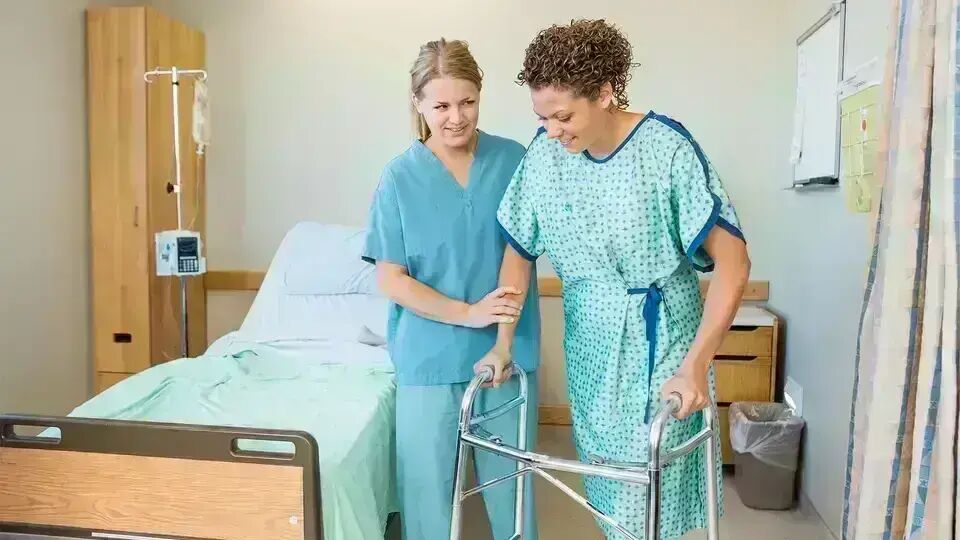 Early postoperative mobilization associated with shorter ...