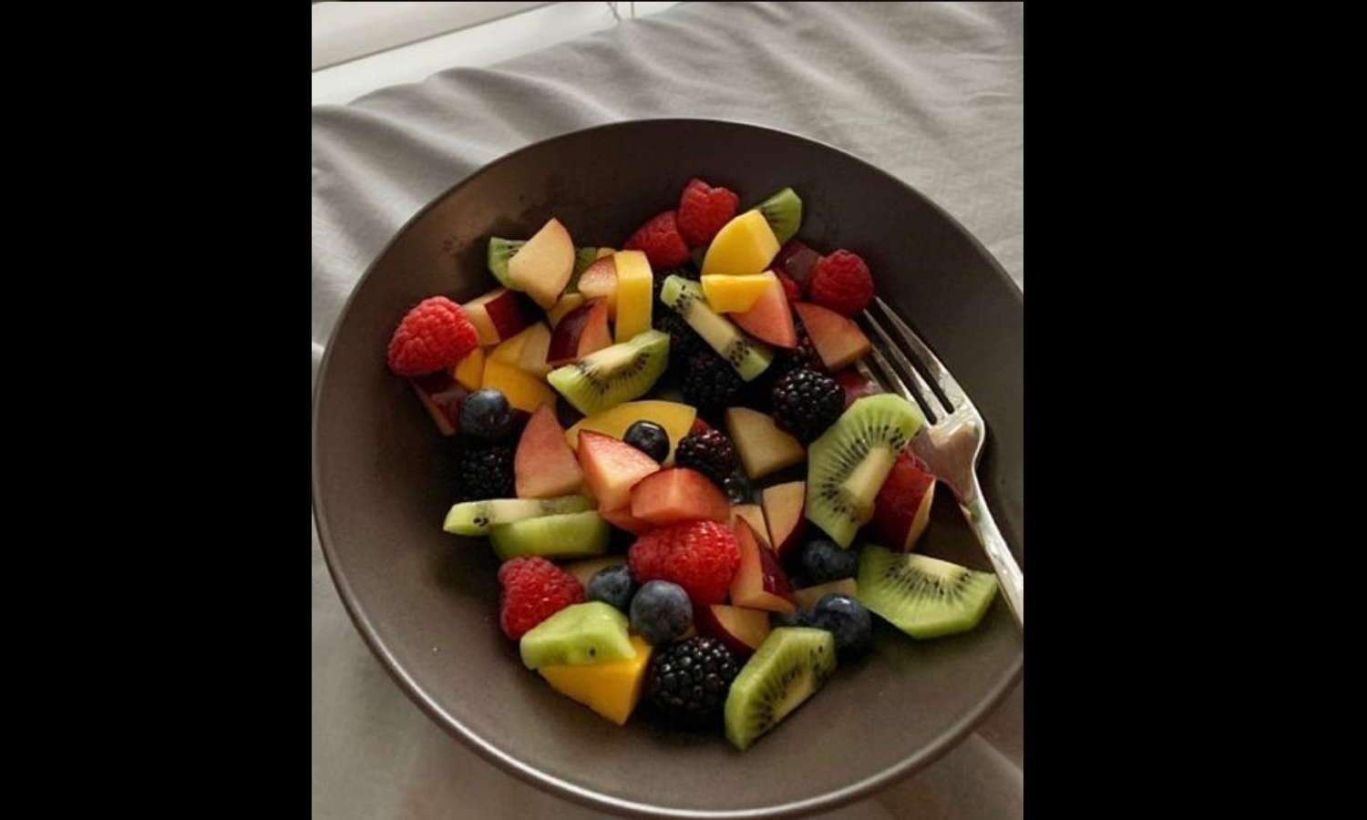 For Added Health Benefits, Eat These Fruits Skin-On