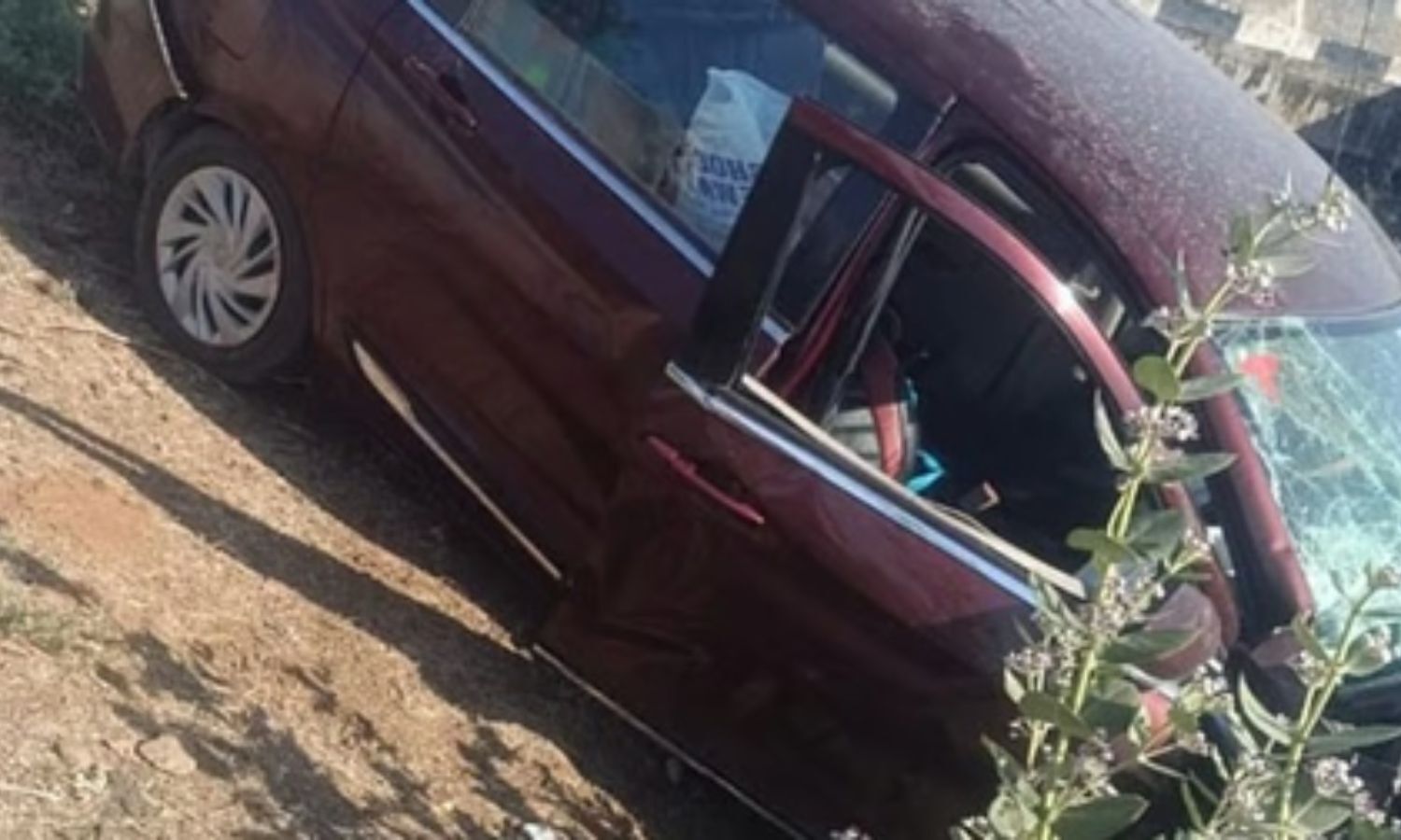 2 Doctors dead, 4 injured as Car crashes into culvert in MP