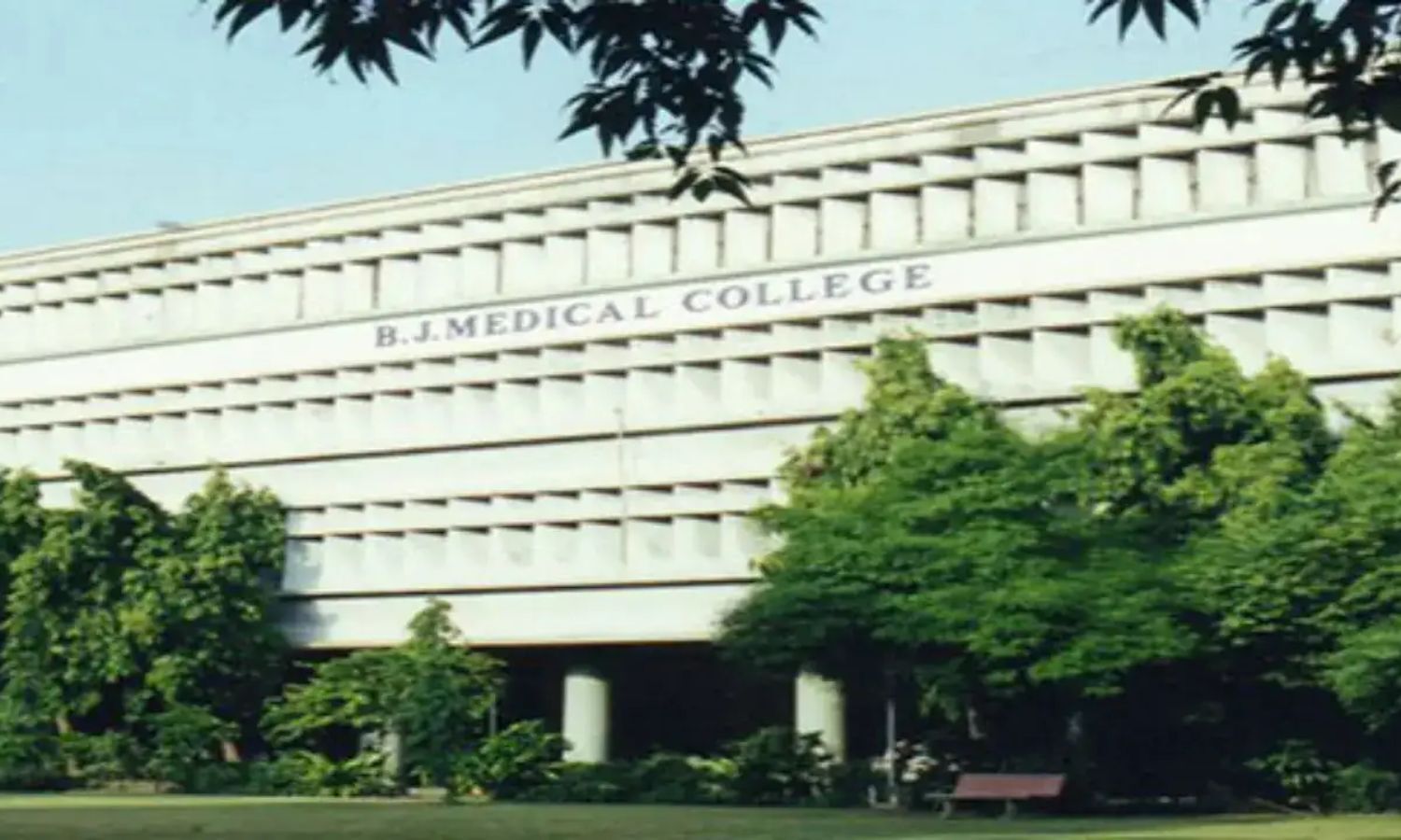 All About BJ Medical College Ahmedabad, NEET 2025 Expected MBBS Cutoff