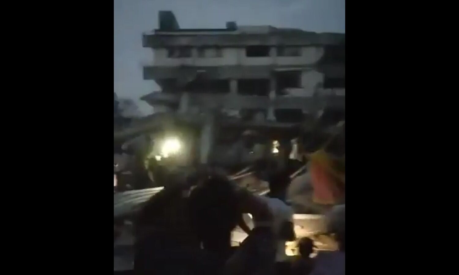 2 doctors among 6 killed in building collapse in Delhi's Saidulajab